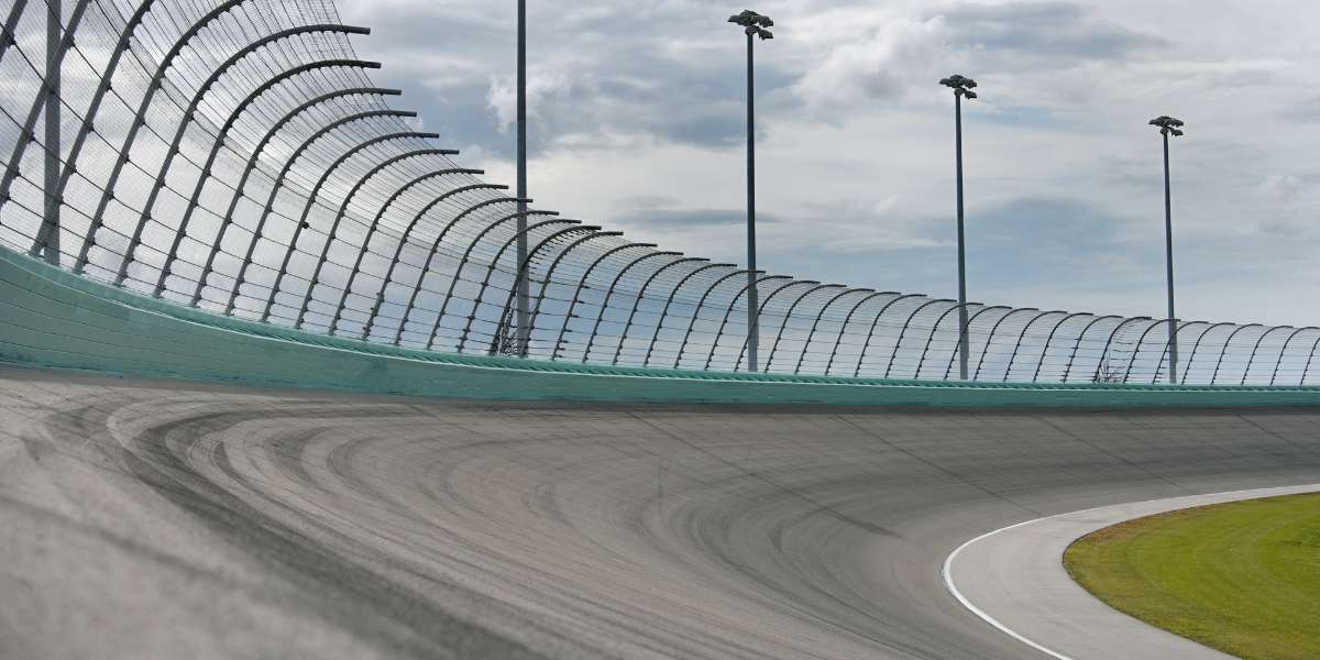 Circuito Vasco Sameiro: Um Ícone do Desporto Motorizado Português ...